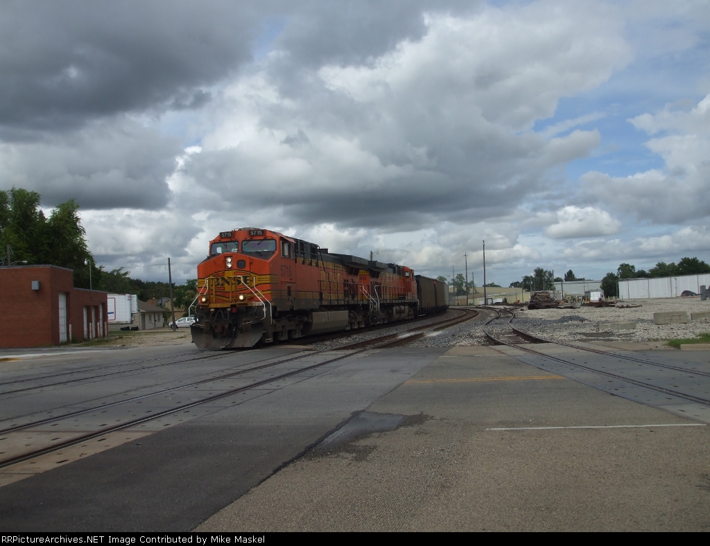 BNSF 5715
